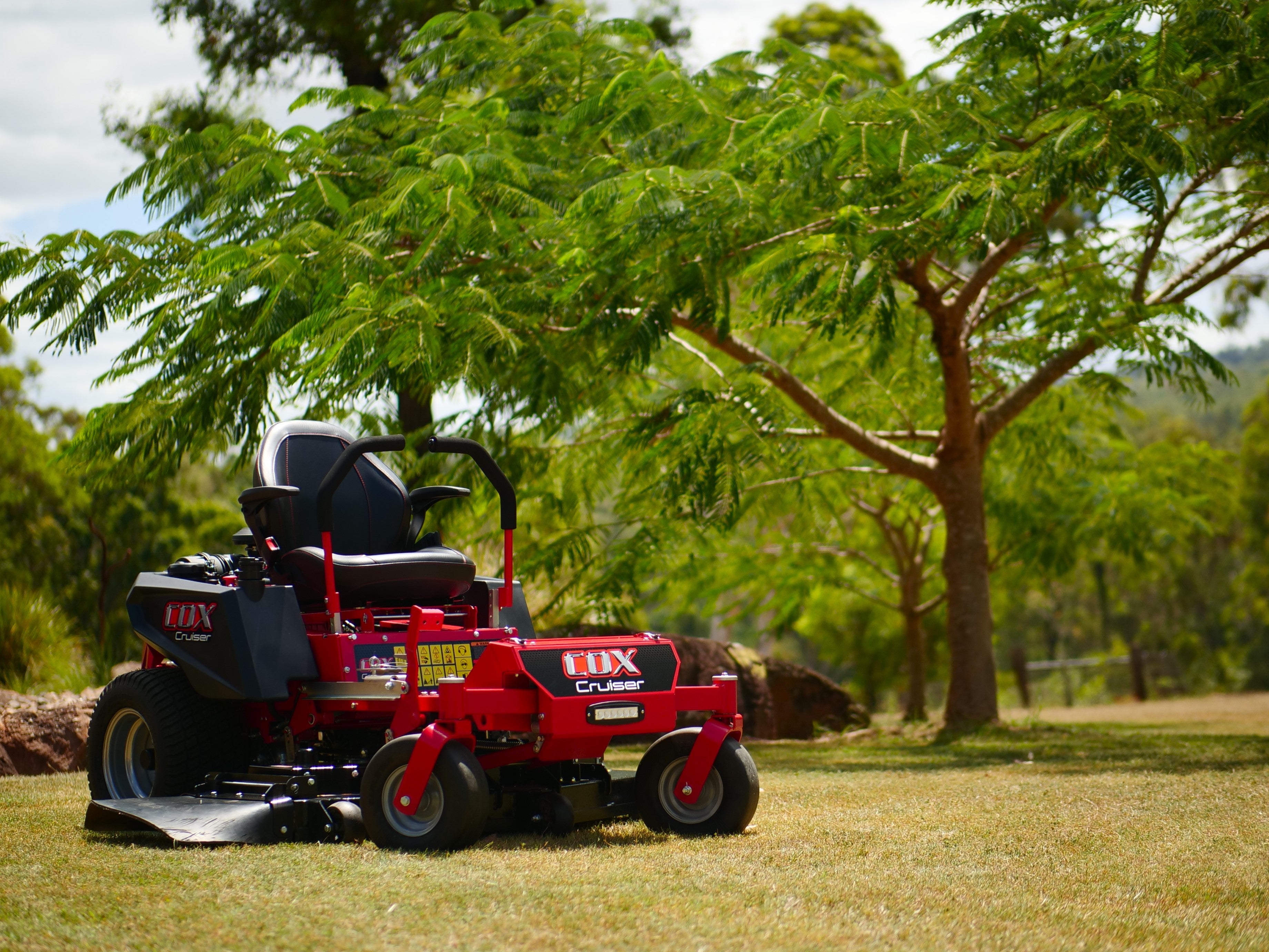ZTR Cruiser – COX MOWERS